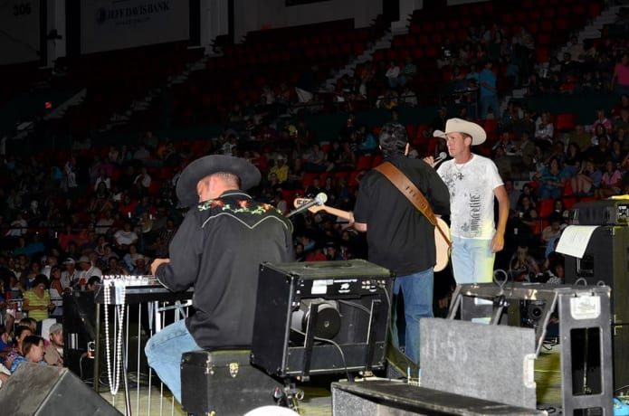 Bryan Fontenot new album and tour | Indiegogo