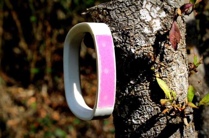 LUXES Bracelet - Sunscreen Reminder for Active Individuals. | Indiegogo