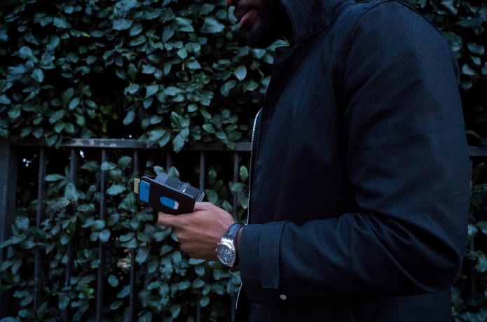 Disc Wallet - World's Smartest Quick Access Wallet | Indiegogo