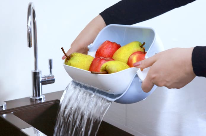 3 in 1 Water Saving Balanced Colander | Indiegogo