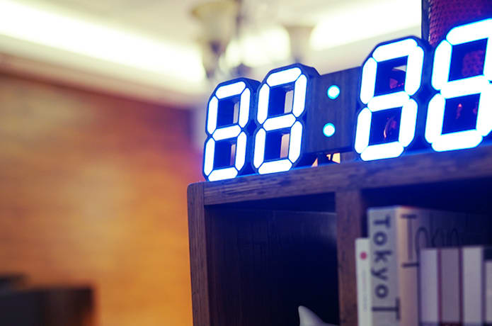 magictime,Smart wooden led clock | Indiegogo