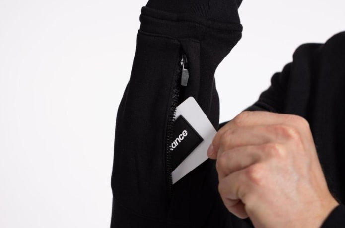 Smart Athletic Wear with more than 10 features | Indiegogo