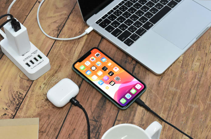 CIO 2C1A: World's Lightest & Smallest GaN Charger | Indiegogo