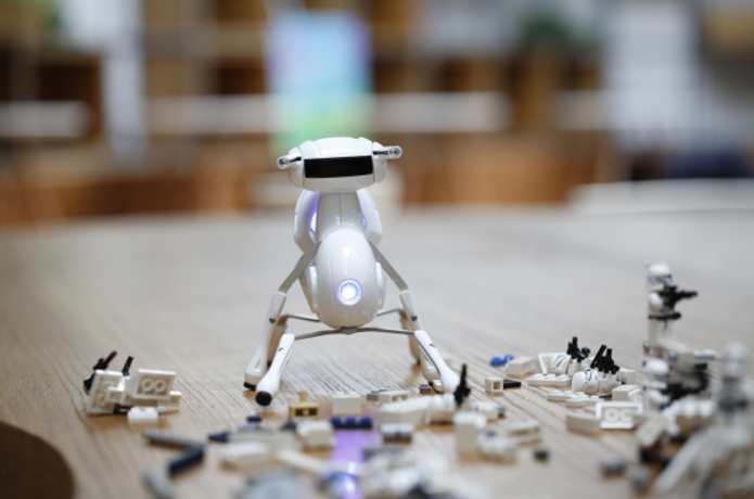 Antbo: An Insect Robot Anyone Can Build | Indiegogo