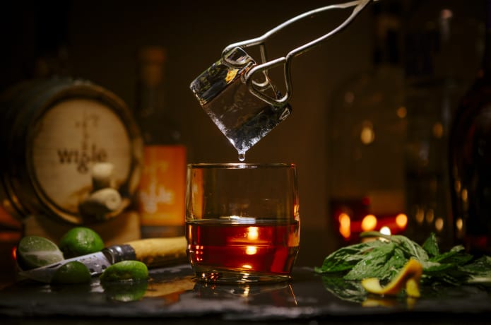 OnTheRocks: Make Crystal Clear Ice Cubes & Spheres | Indiegogo OnTheRocks: Make Crystal Clear Ice Cubes & Spheres | Indiegogo