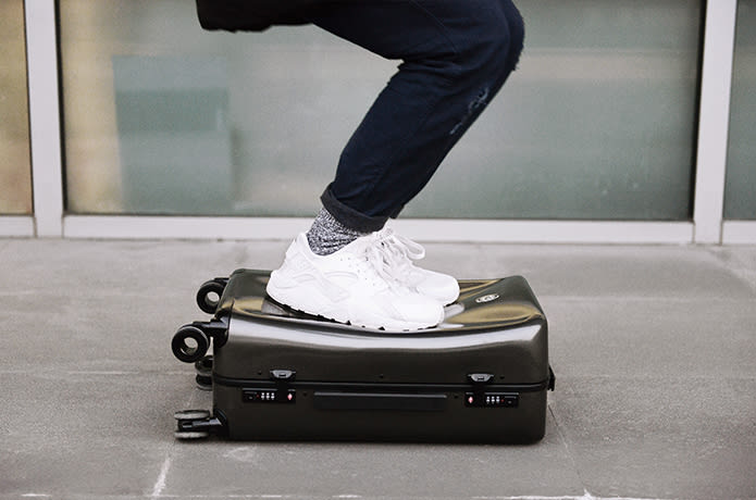 Ready: Good Looking Smart Carry-on | Indiegogo