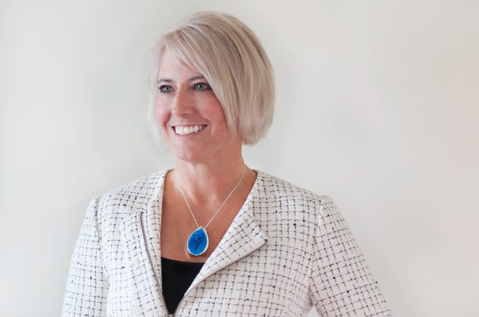 ORA - Smart Jewelry that keeps people safe. | Indiegogo